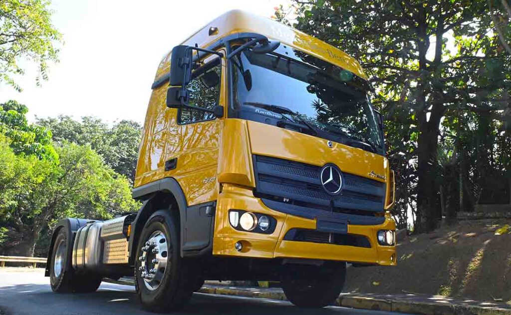 El Mercedes-Benz Atego 2025 gana confort, seguridad y una potencia ...
