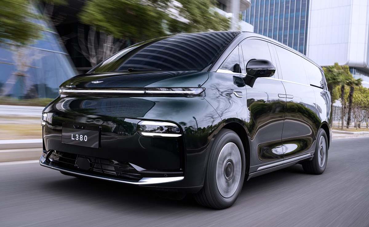 La Geely L380 es la opción china de la minivan desarrollada por el ...