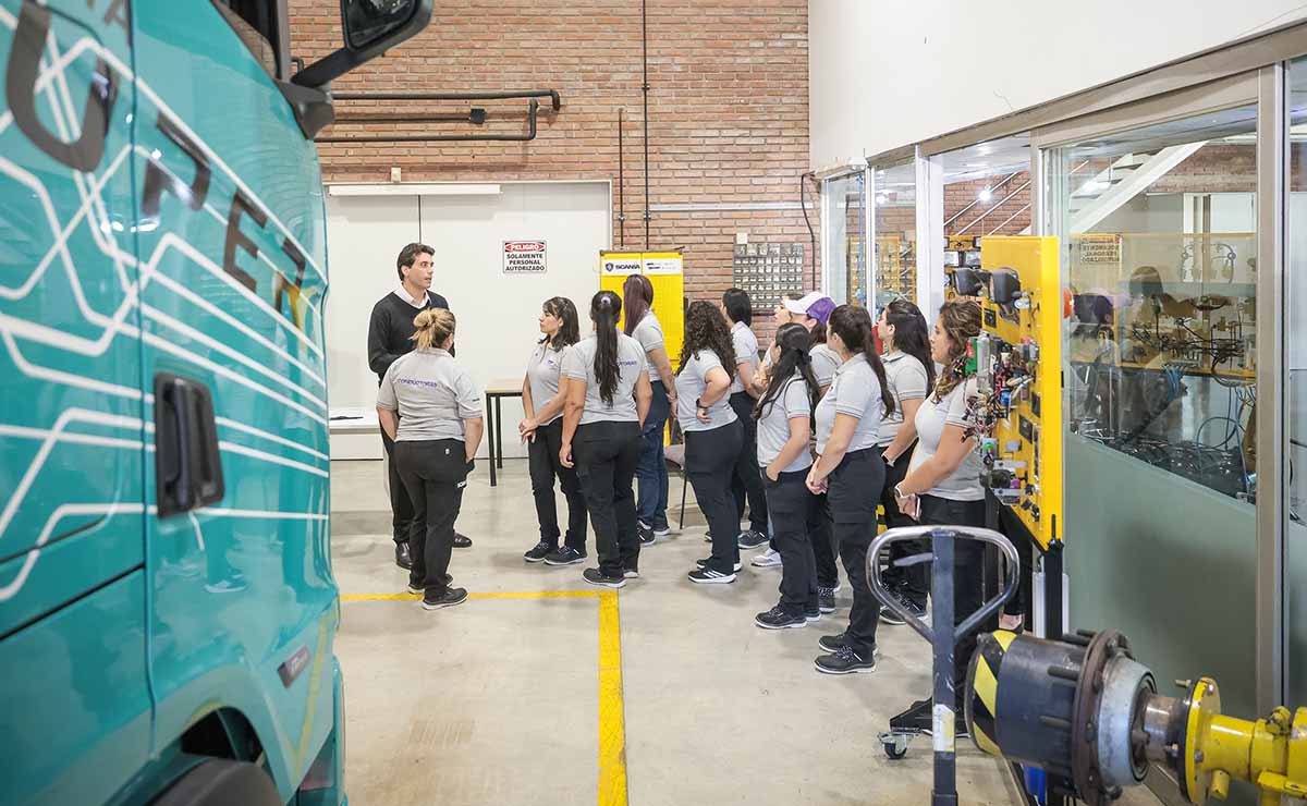 scania-conductoras-2025-participantes-seleciconadas